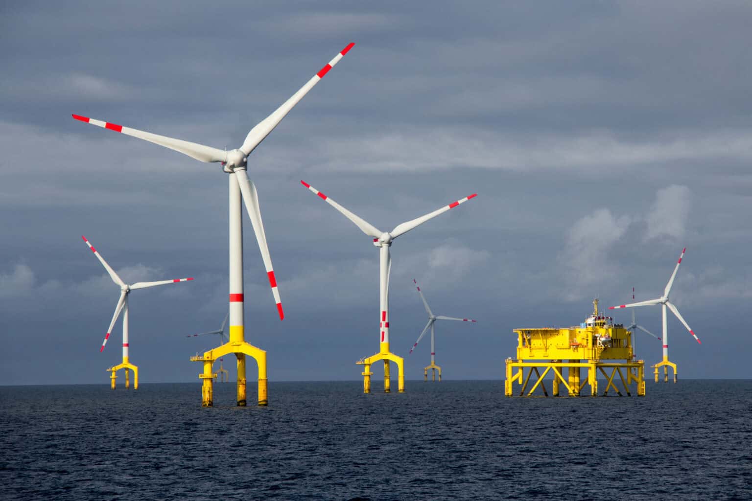 Smarter Offshore Wind Design: What’s New in Bentley’s SACS and MOSES